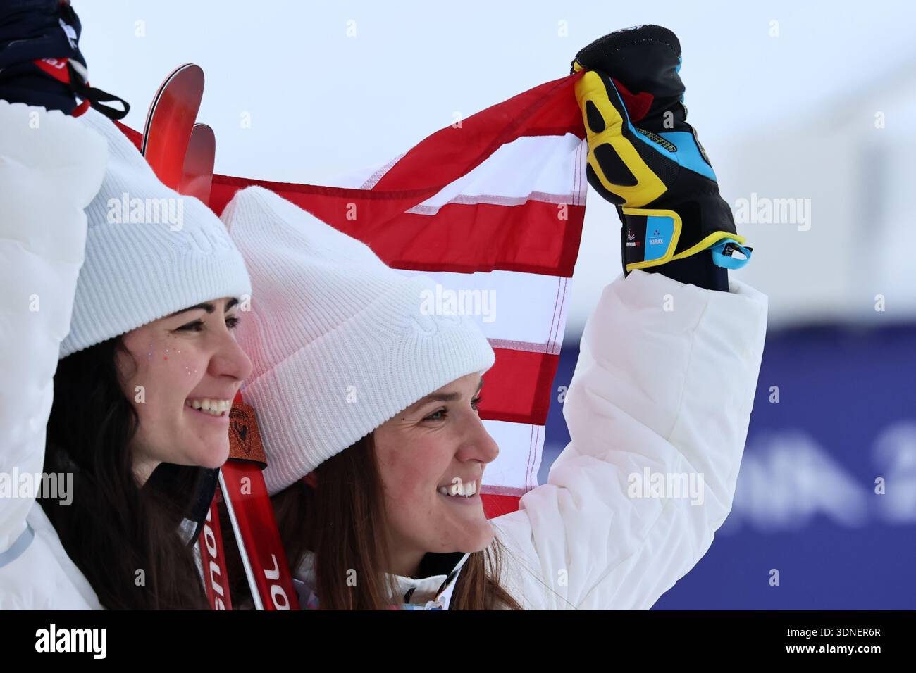 United States' Jacqueline Wiles, left, and Paula Moltzen celebrate ...