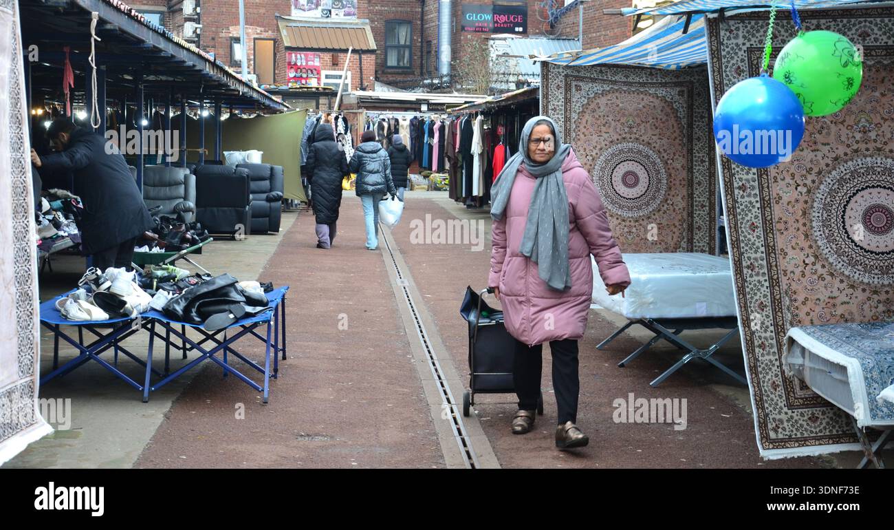 Manchester, UK, 10th February, 2026 Scenes inside the Longsight area of ...