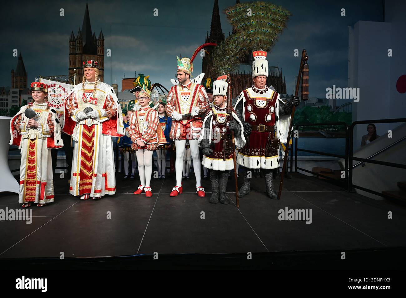 Das Kölner Karneval Dreigestirn Jungfrau Aenne Stefan Blatt, Prinz ...