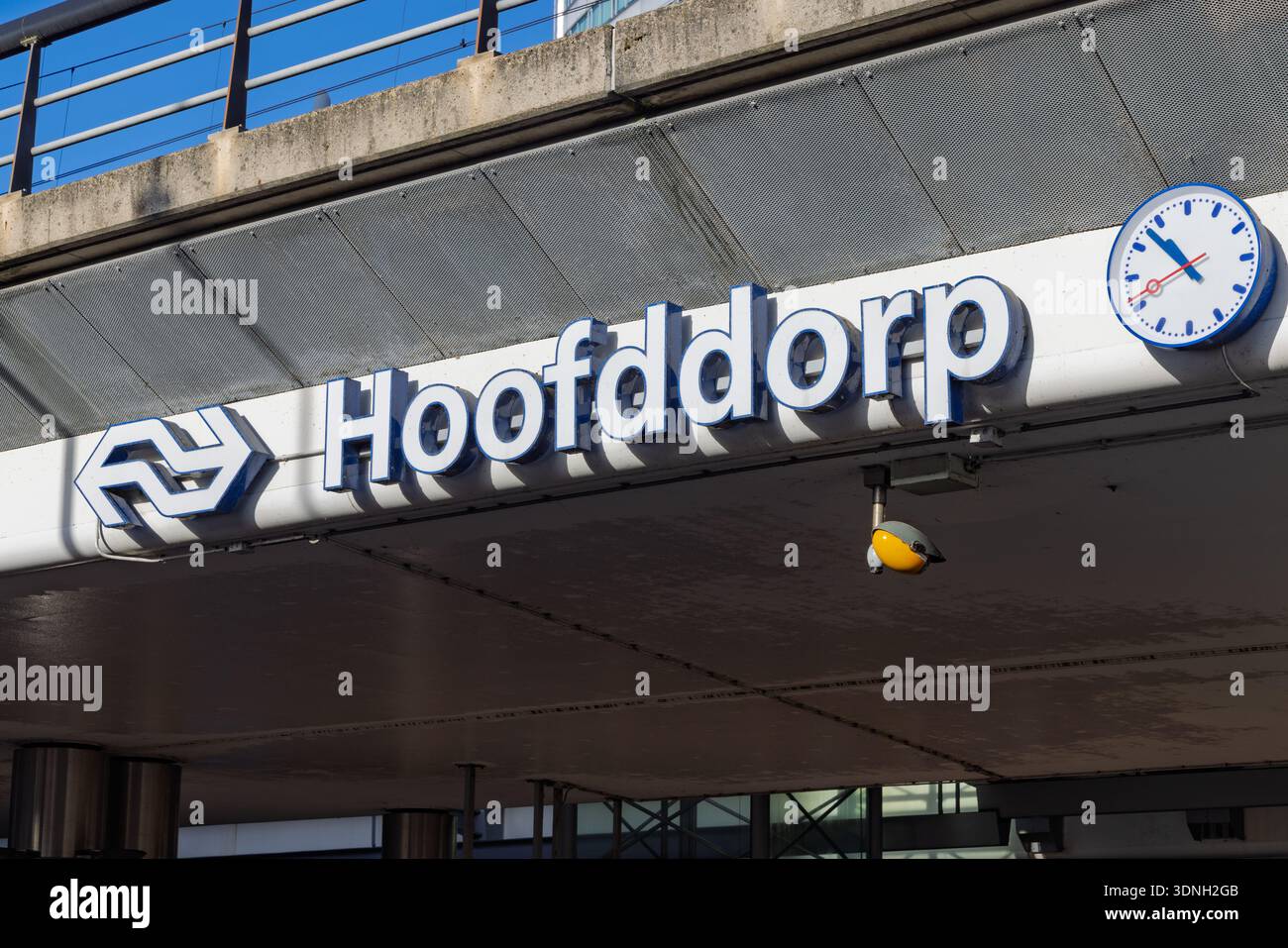 Hoofddorp ns station hi-res stock photography and images - Alamy