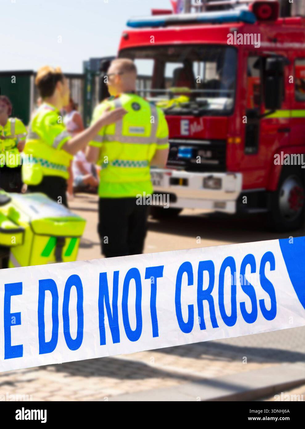 Fire service workers hi-res stock photography and images - Alamy