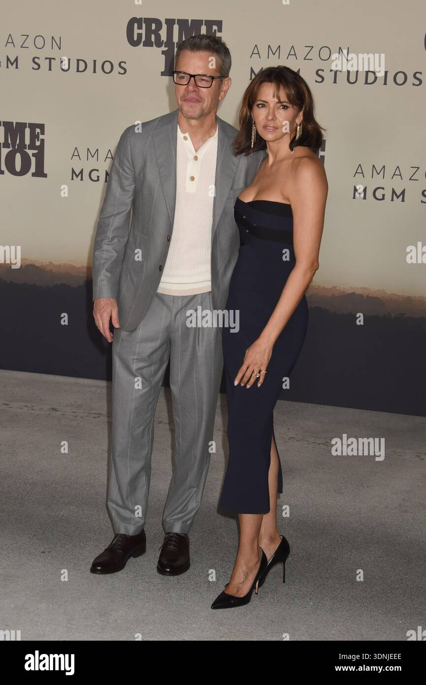 LOS ANGELES, CA - FEBRUARY 10: Matt Damon and Luciana Damon at the ...