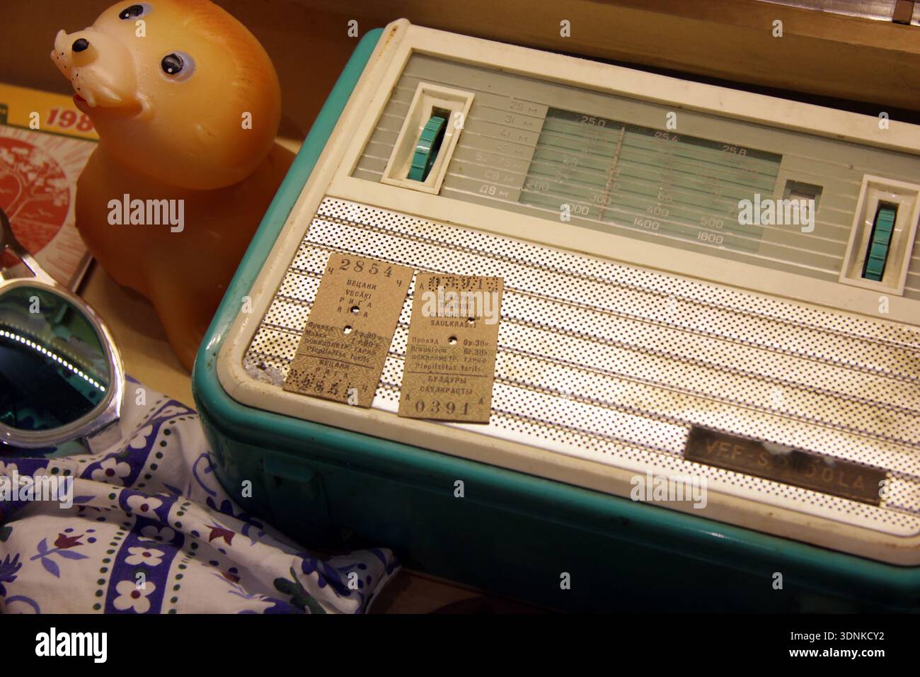 Retro vintage color effects hi-res stock photography and images - Alamy