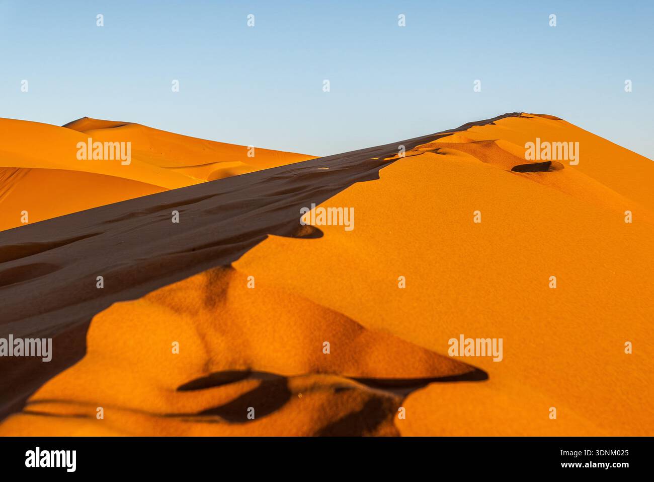 Sahara crafts hi-res stock photography and images - Alamy