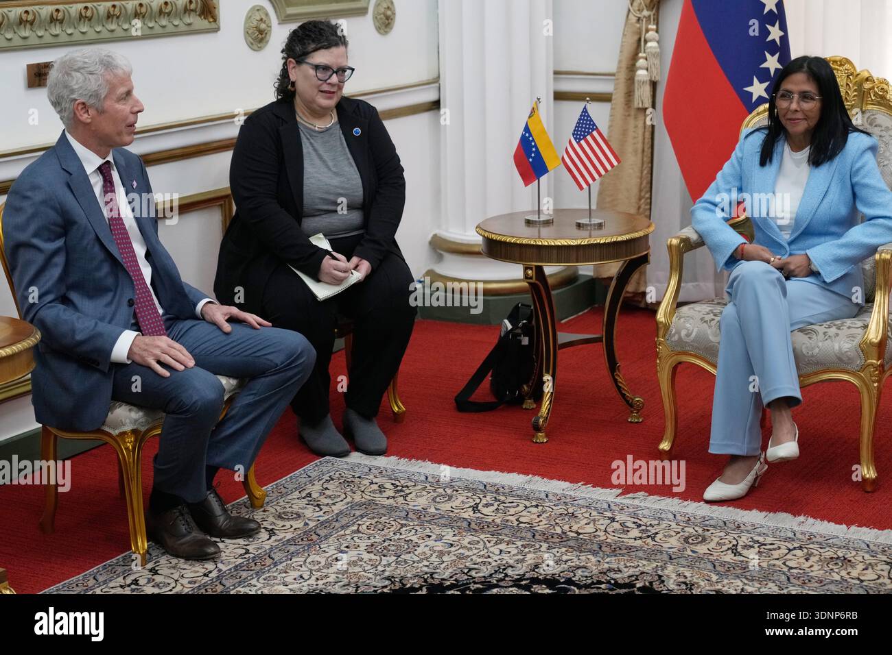 Venezuelan acting President Delcy Rodriguez, right, meets with U.S ...