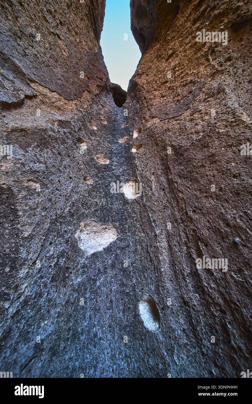Rock climbing footholds vertical hi-res stock photography and images ...