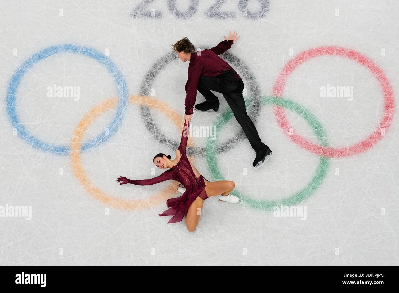 Diana Davis and Gleb Smolkin of Georgia compete during the ice dancing ...