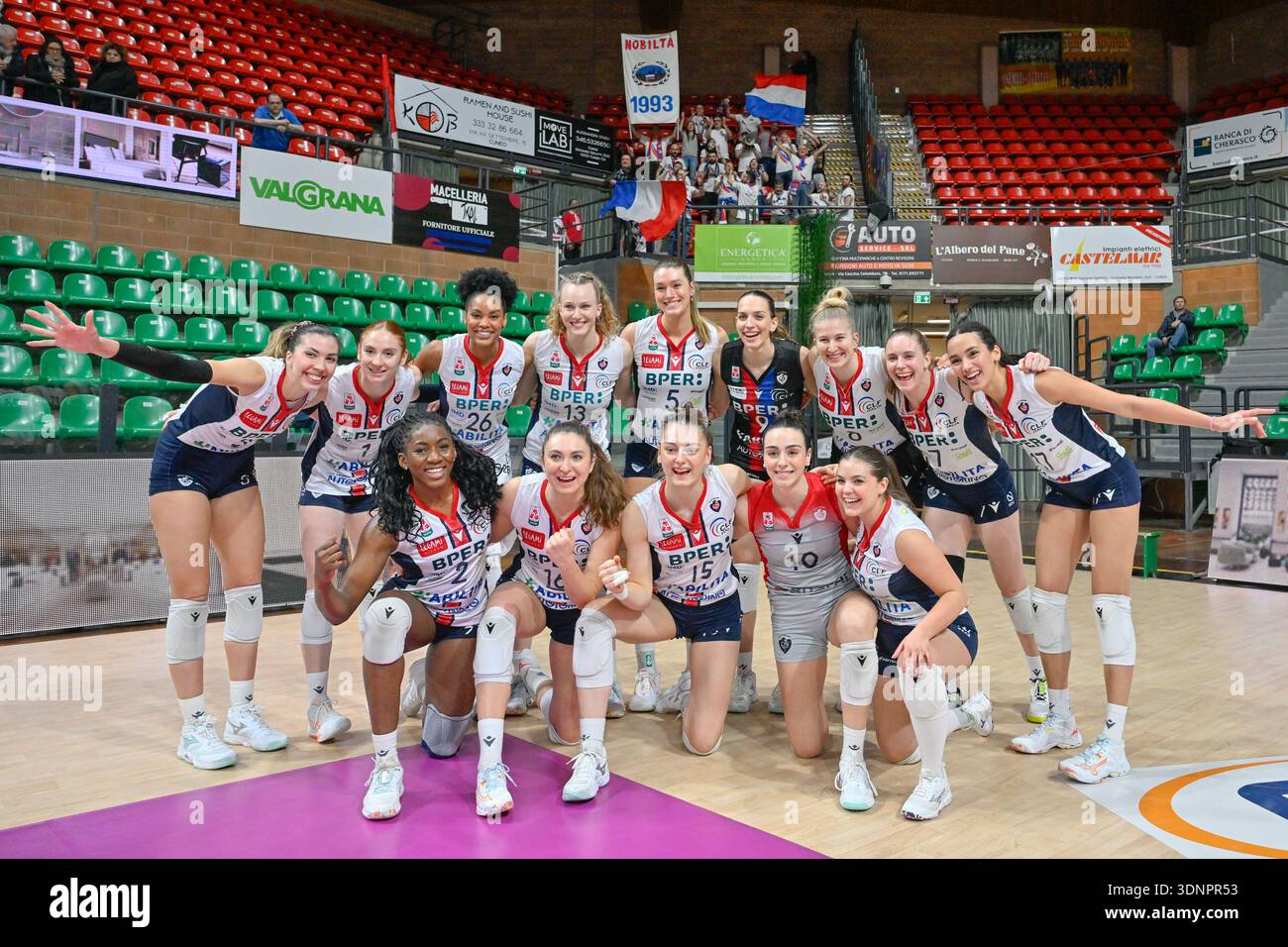Team Volley Bergamo rejoices after winning the match during Cuneo ...