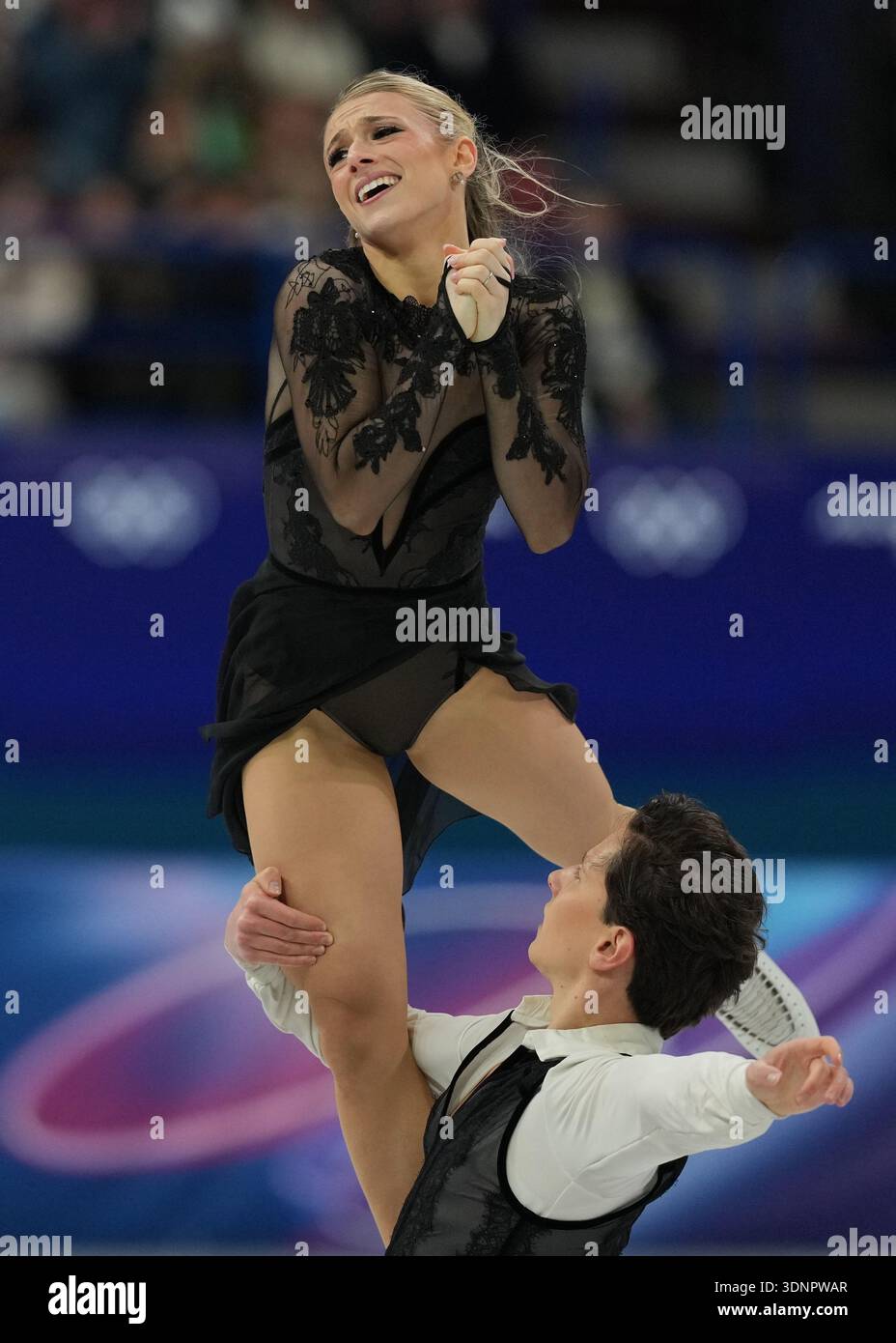 Emilea Zingas and Vadym Kolesnik of the United States compete during ...