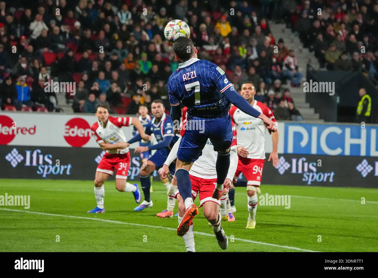 Paulo Azzi during the Italian championship Serie B football match ...