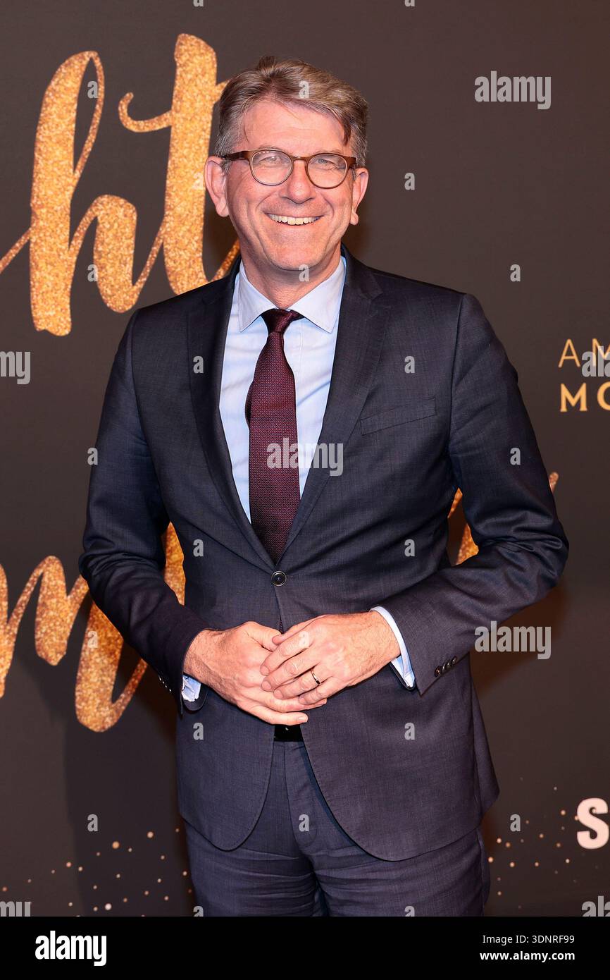 Wolfram Weimer attends the "A Night To Remember" photocall at Von ...