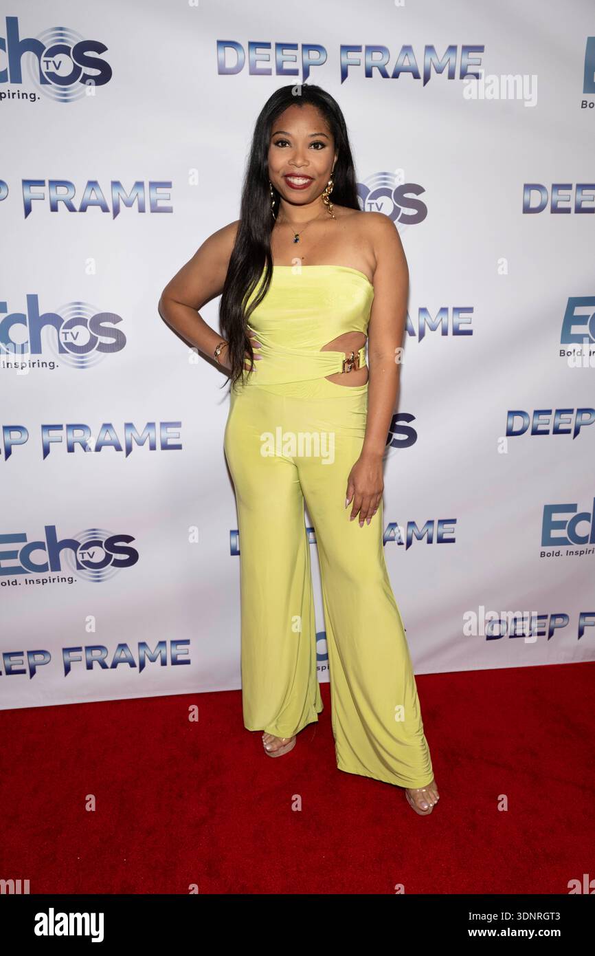Actress Gentel Sharrie attends Los Angeles Premiere of Echos TV and ...