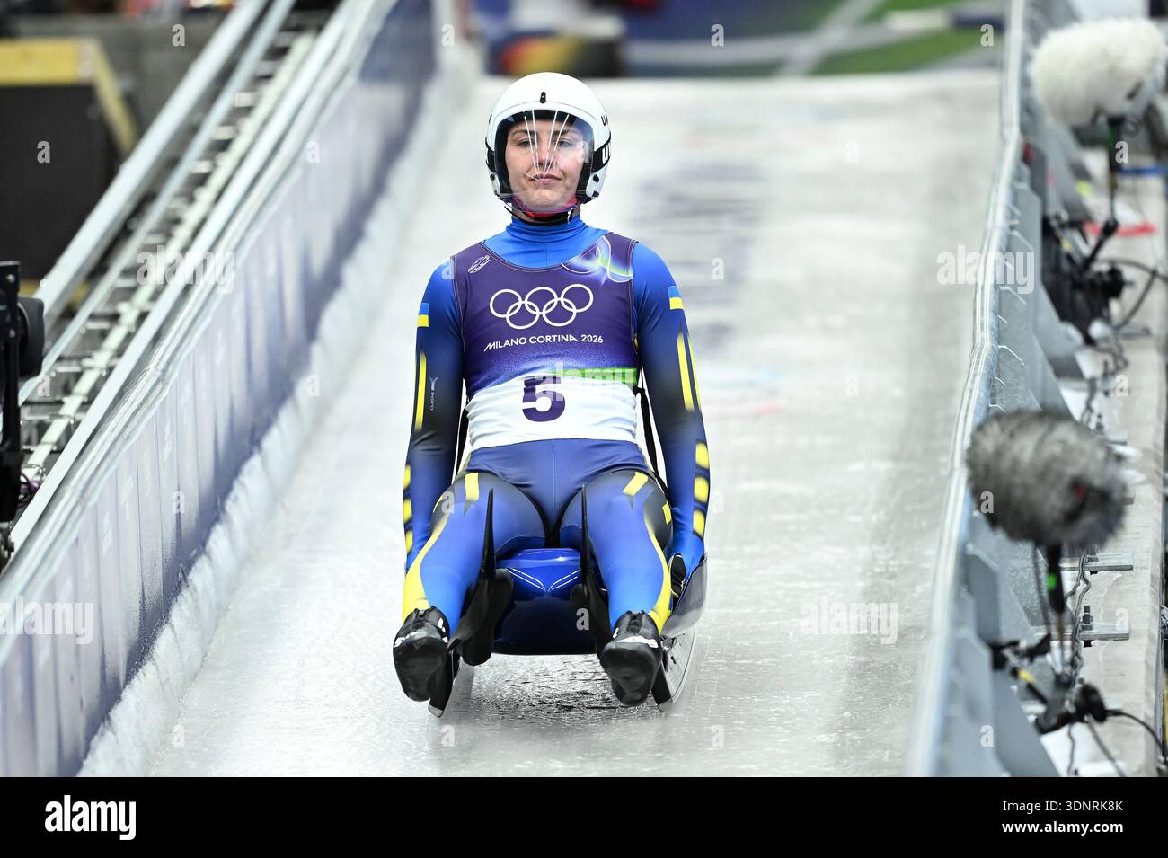Olena Stetskiv and Olecksandra Mokh of team Ukraine compete in the ...