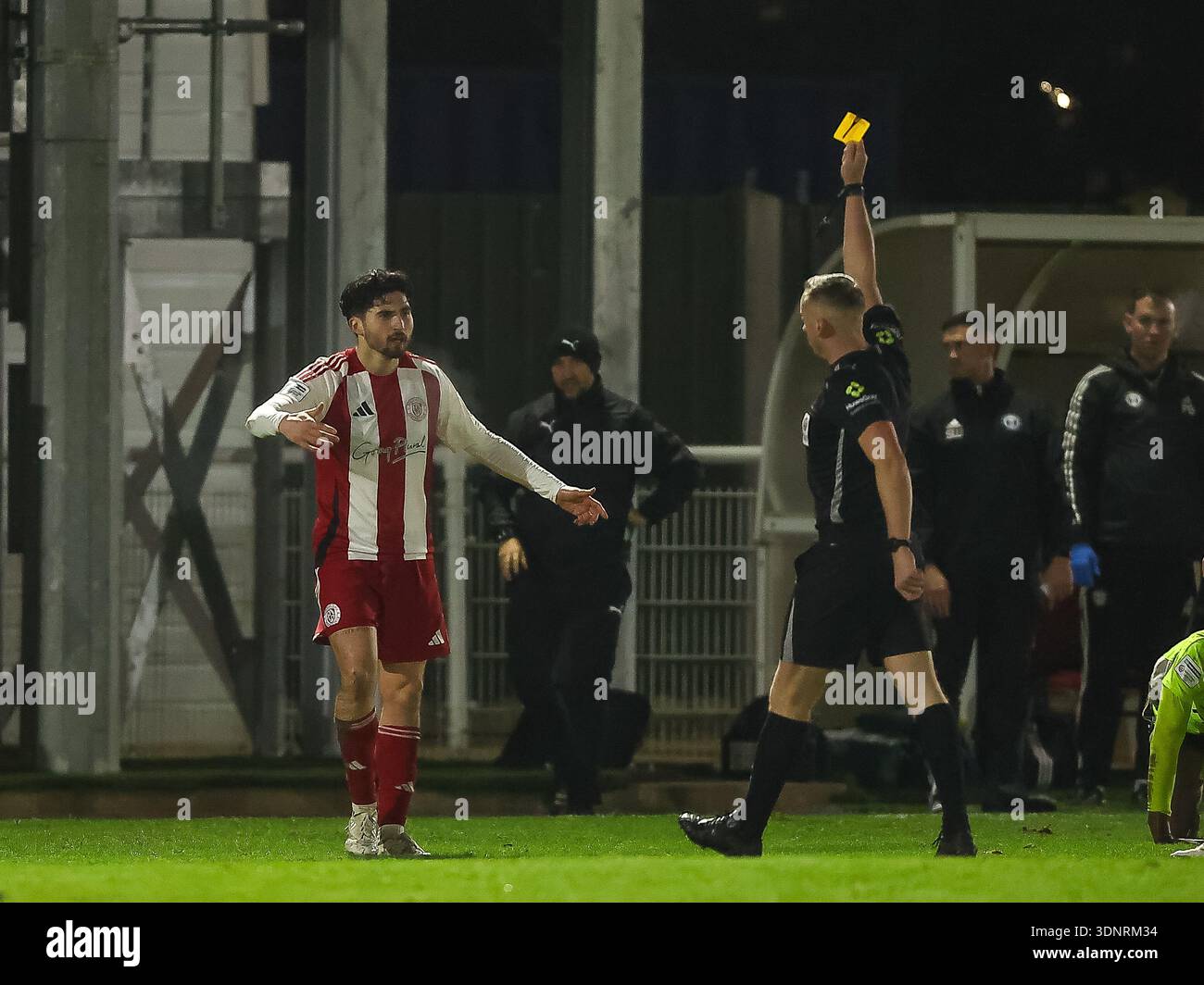 BRACKLEY, ENGLAND - FEBRUARY 11: Scott Pollock of Brackley Town is ...