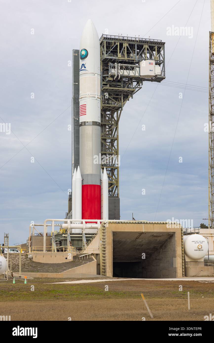Static pad photos during remote camera setup ULA Vulcan USSF-87 SLC-41 ...