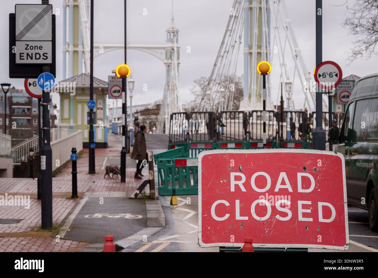 Following the decision by Kensington & Chelsea council to close the 150 ...