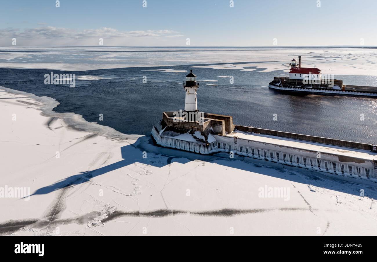 Lighthouses winter hi-res stock photography and images - Alamy