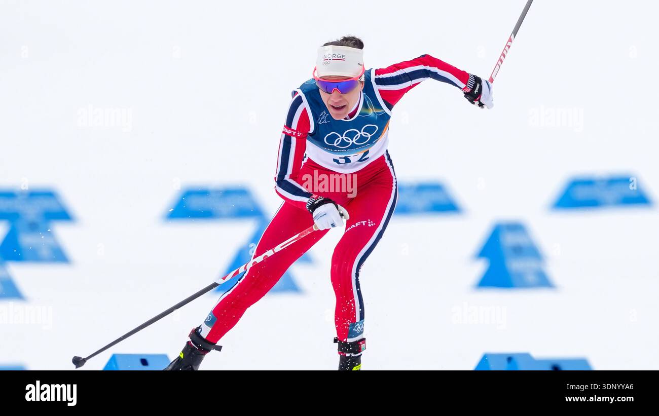 Heidi Weng, of Norway, competes in the cross country skiing women's ...
