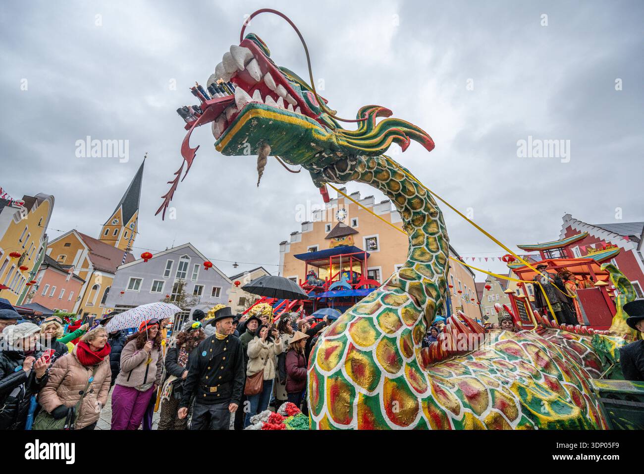dpatop - 12 February 2026, Bavaria, Dietfurt: A Chinese dragon can be ...