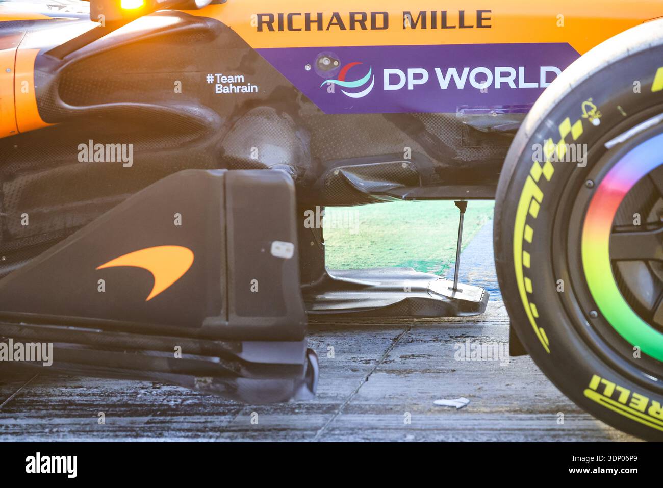 McLaren F1 Team MCL40, mechanical detail of bib floor T-Tray wing ...