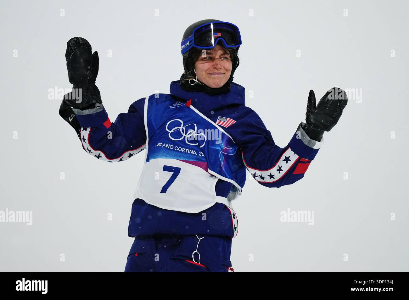United States' Maddie Mastro reacts after falling during the women's ...
