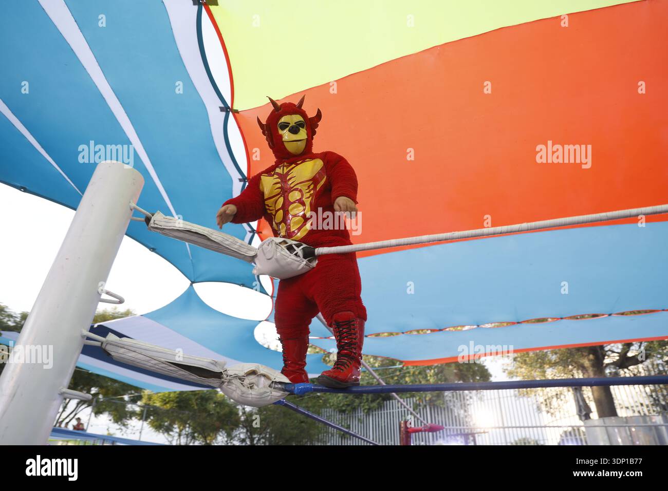 Kemalito, a mini-dwarf wrestler from the World Wrestling Council (CMLL ...