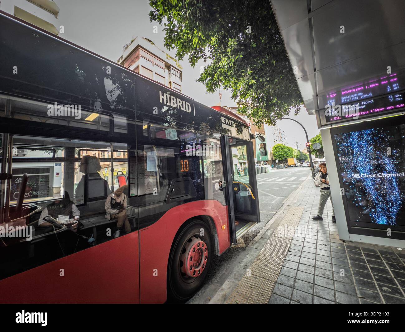 Emt bus valencia hi-res stock photography and images - Alamy