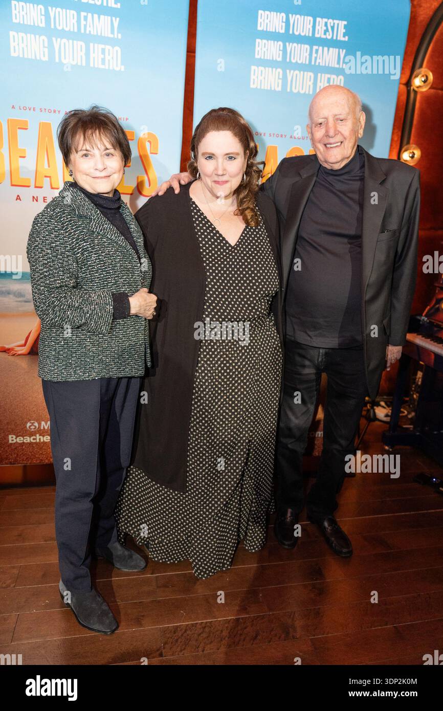 Iris Rainer Dart, Jennifer Maloney-Prezioso and Mike Stoller attend ...