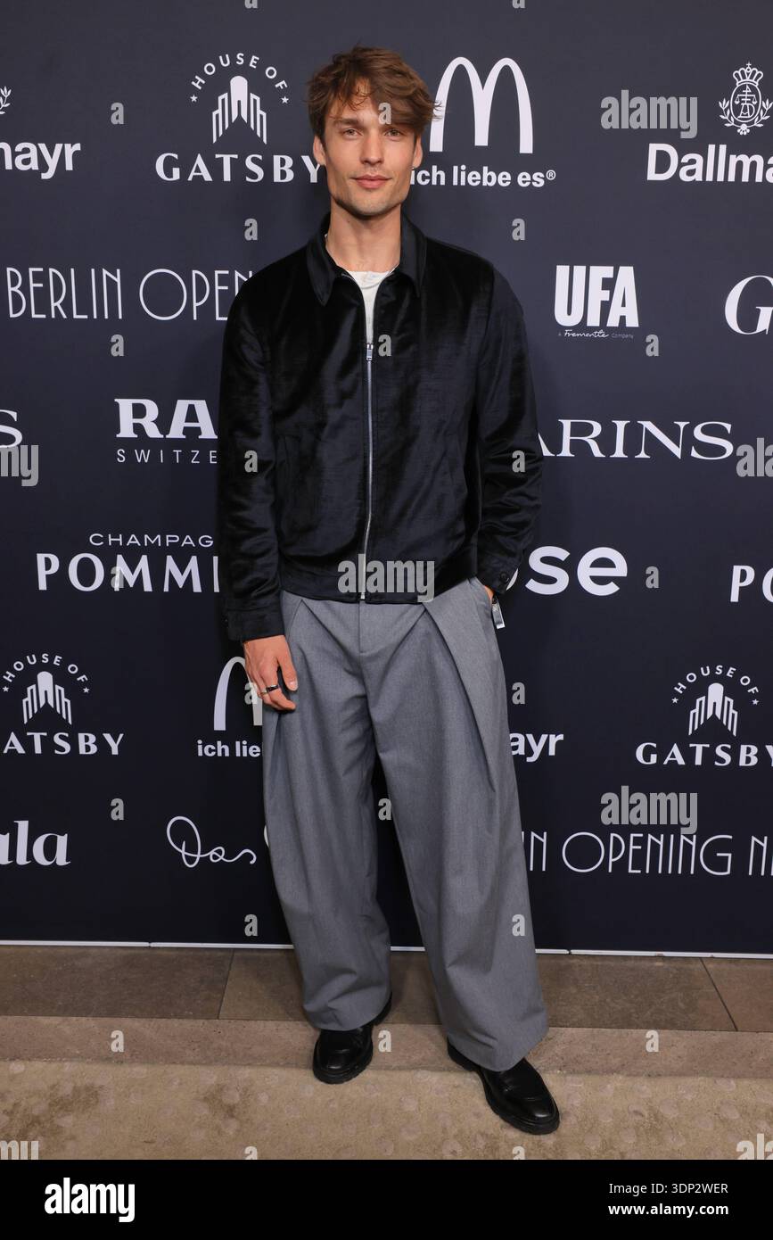 Berlin Opening Night 2026 im Das Stue Carlos Boettcher Berlin Opening ...