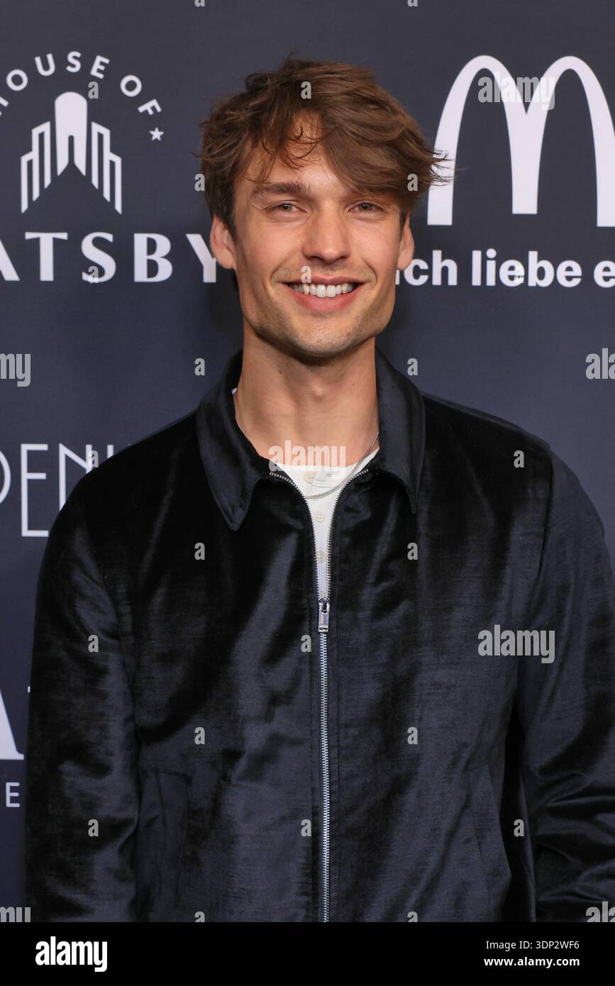 Berlin Opening Night 2026 im Das Stue Carlos Boettcher Berlin Opening ...