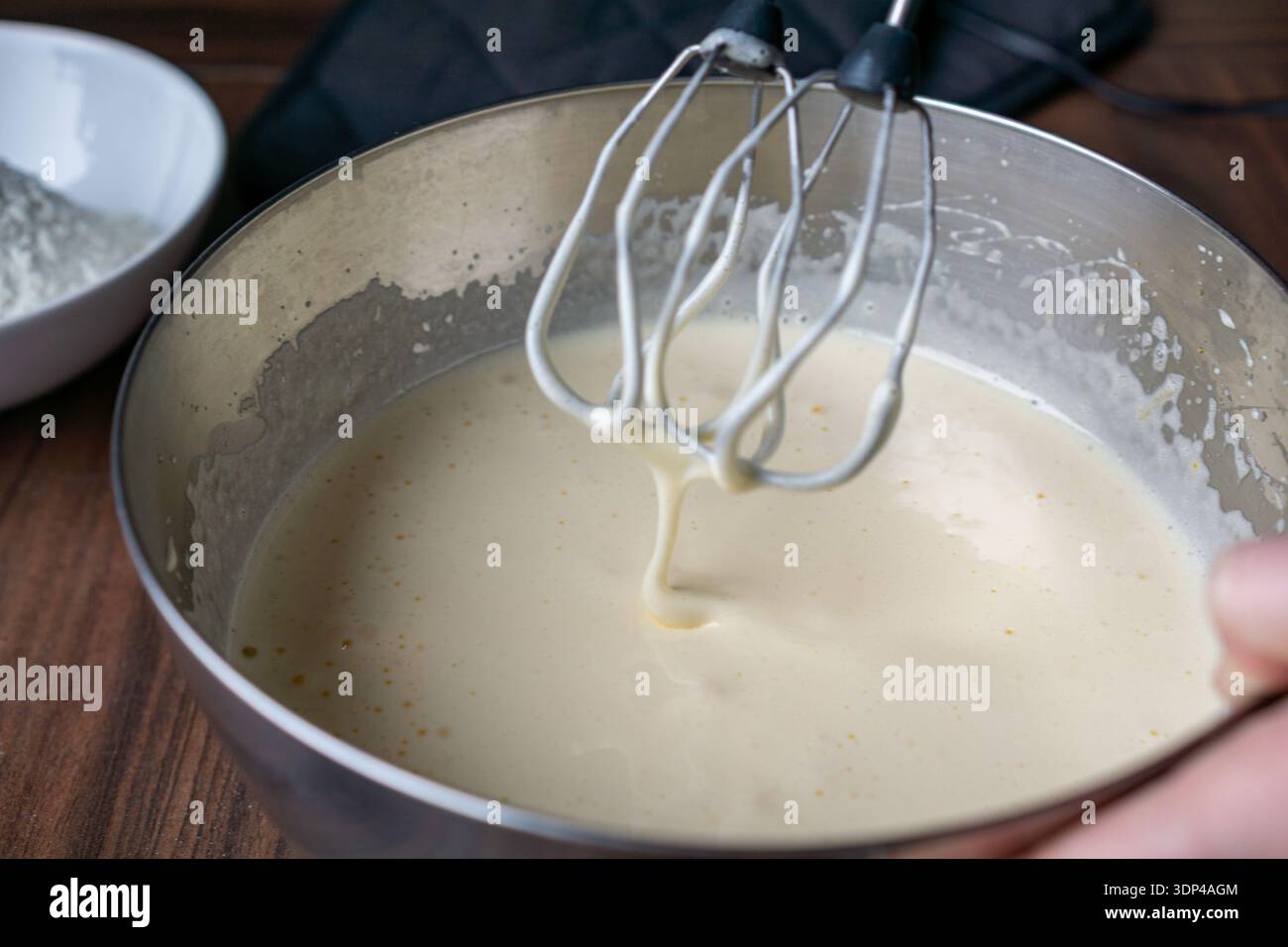 Dripping cake batter from hi-res stock photography and images - Alamy