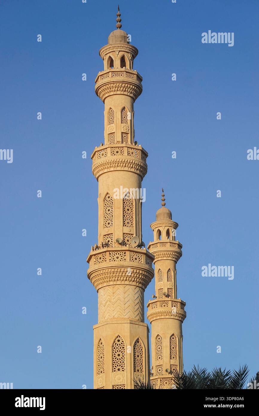 Minarette, Al Mina Moschee, Hurghada, Ägypten *** Minarets, Al Mina ...