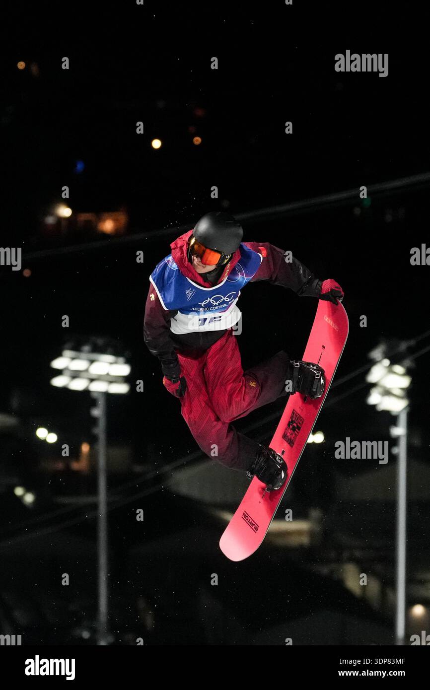 China's Wang Ziyang competes during the men's snowboarding halfpipe ...