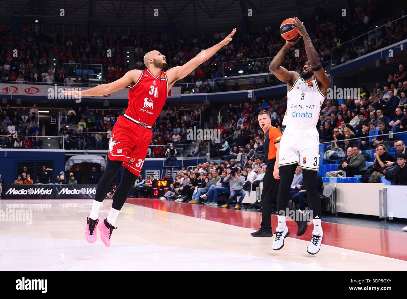 Dwayne Bacon (Dubai Basketball) & Shavon Shields (EA7 Emporio Armani ...