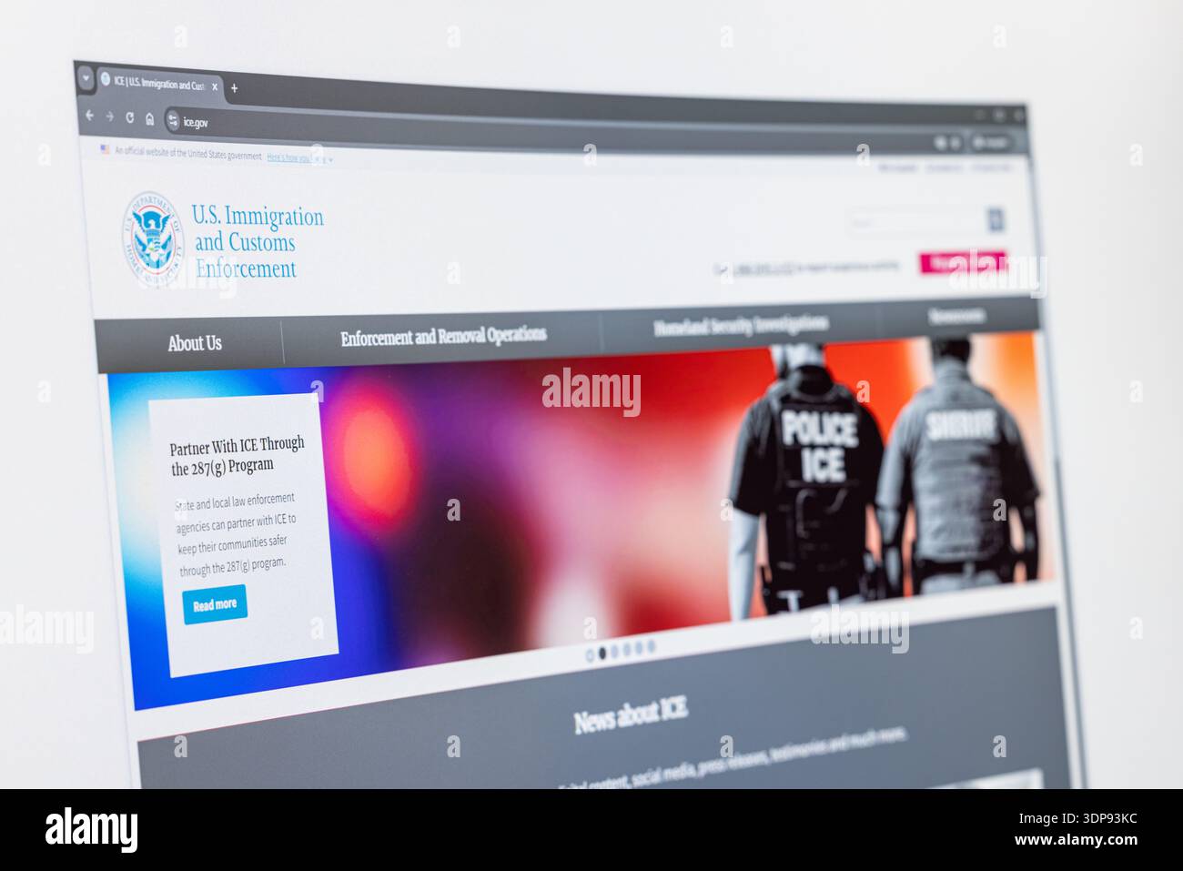 Ice police computer hi-res stock photography and images - Alamy
