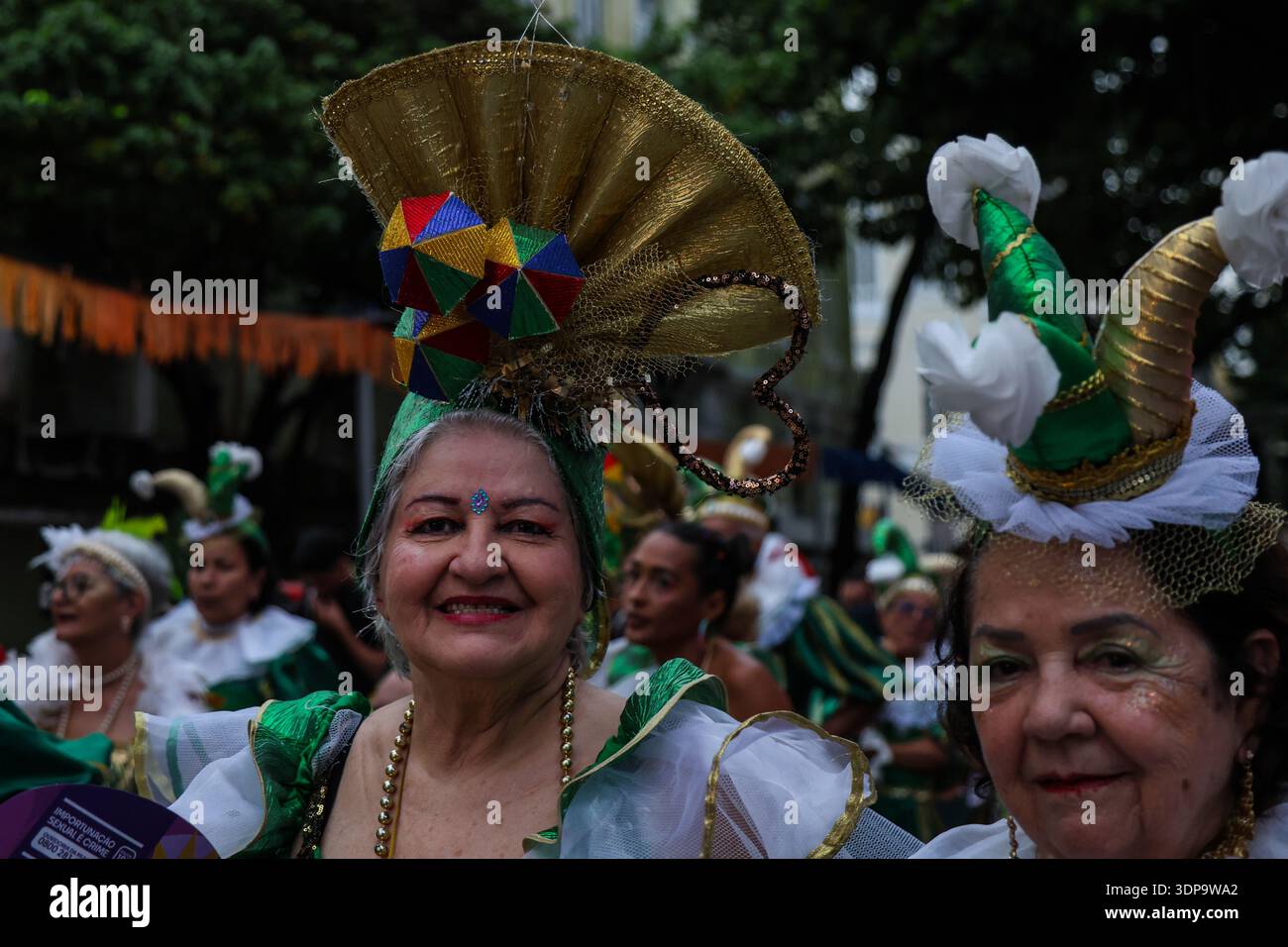 PE - RECIFE - 02/13/2026 - RECIFE CARNIVAL, MOVEMENT OF REVELERS ...