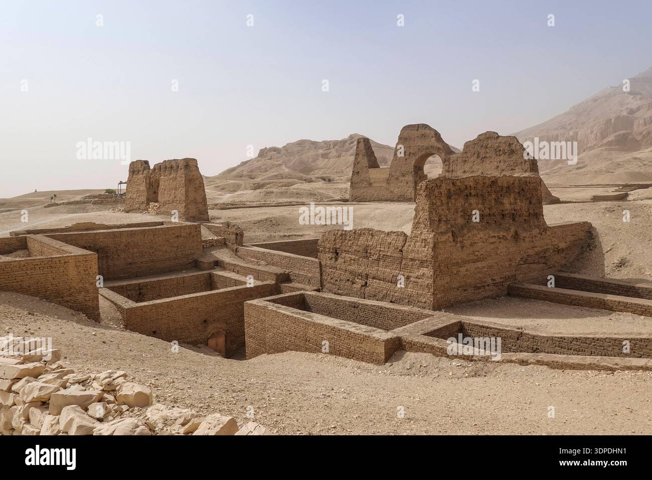 Gräber, Nekropole El-Assasif, Theben-West, Ägypten *** Tombs, El ...
