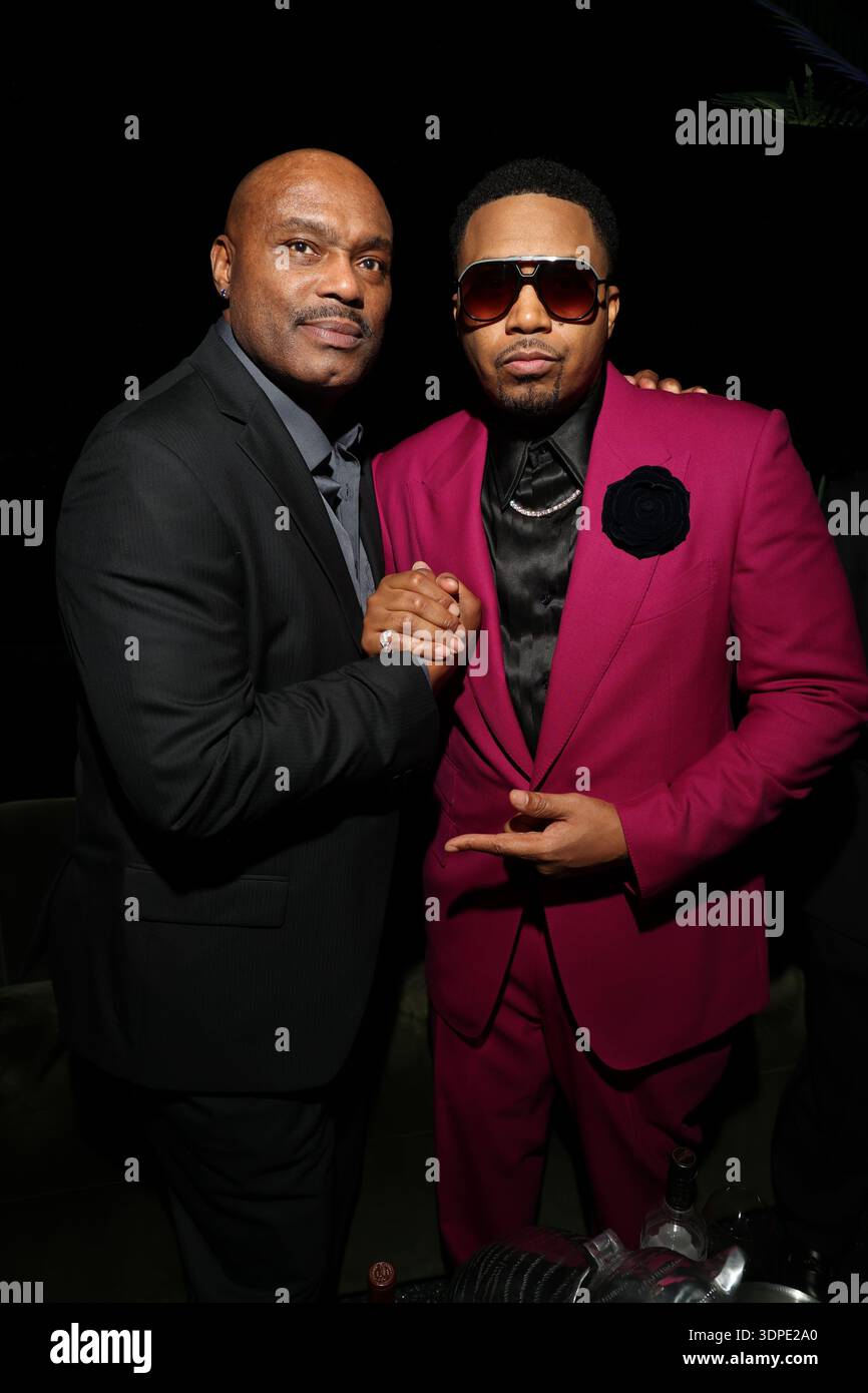 LOS ANGELES, CA - FEBRUARY 13: Tim Hardaway and Nas at Kenny "The Jet ...