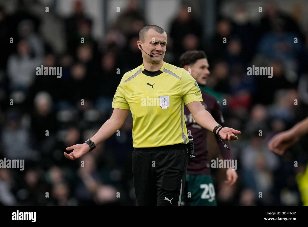 Referee Andrew Kitchenduring the Sky Bet Championship match Derby ...