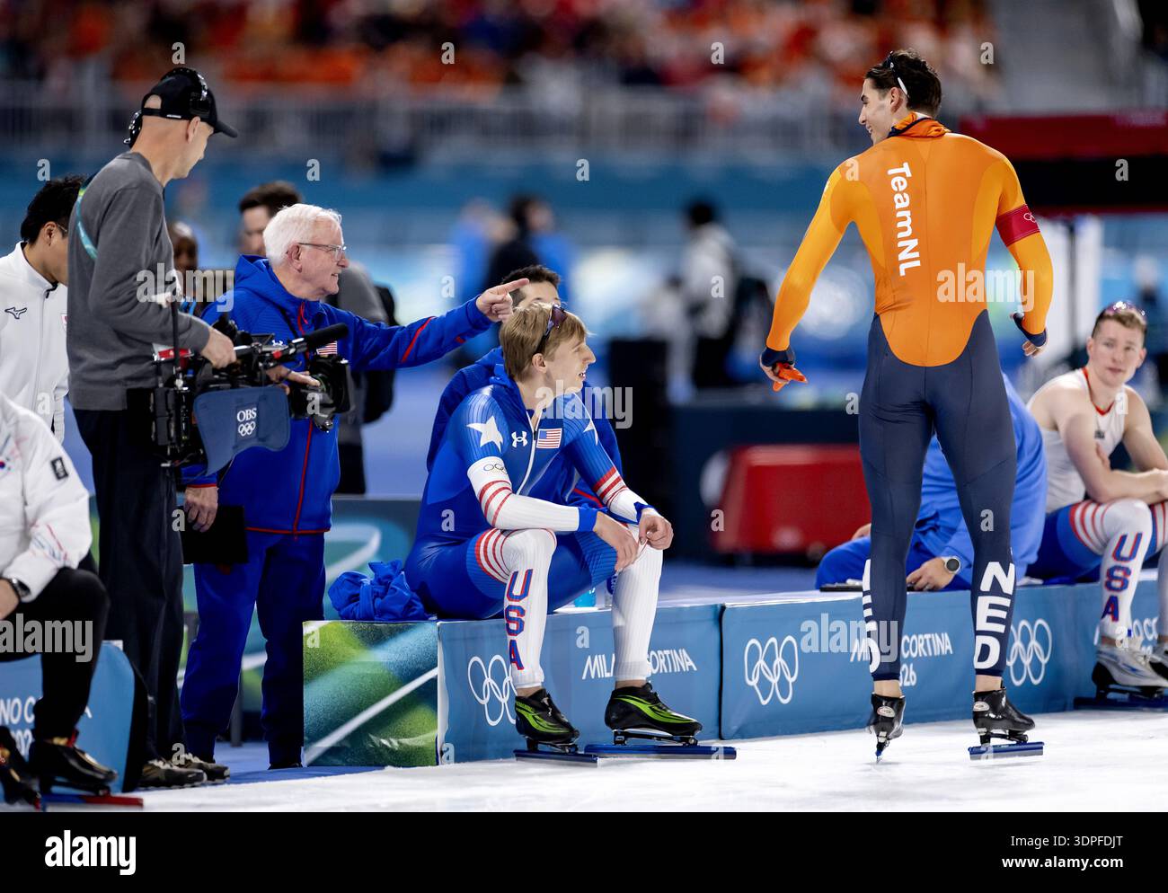 MILAN - Jenning de Boo and Jordan Stolz of the United States during the ...