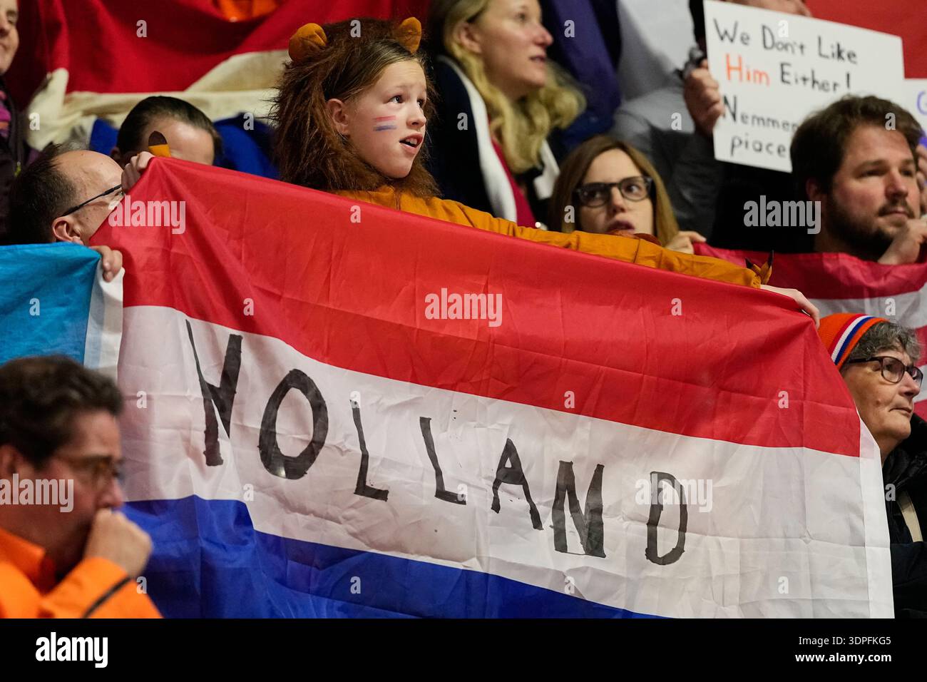 Fans cheer during the men's 1500 meter short track speed skating at the ...