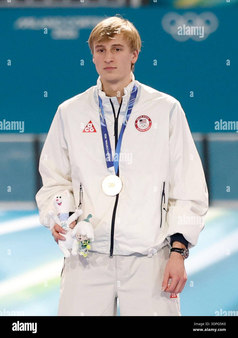 The United States Jordan Stolz stands on the podium after receiving the ...