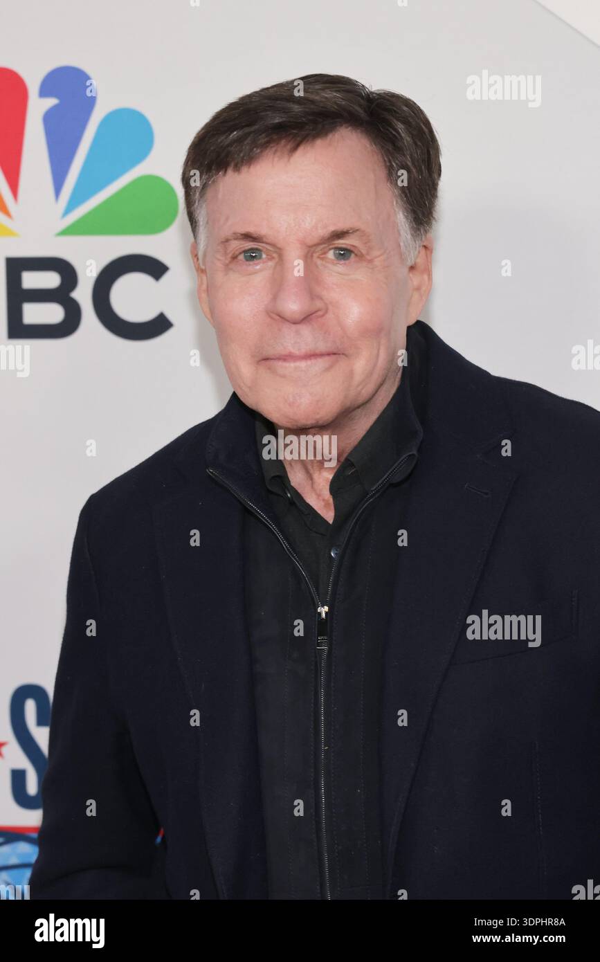Bob Costas attends the 'LA Clippers & Comcast NBCUniversal's NBA All ...