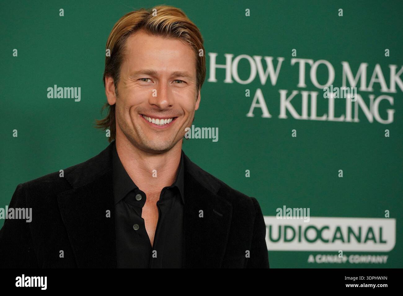 Glen Powell arrives at the premiere of "How to Make a Killing" on ...