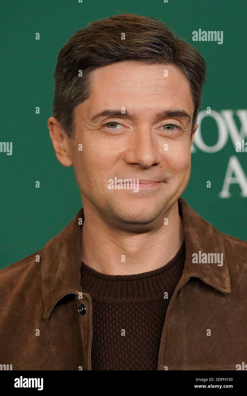 Topher Grace arrives at the premiere of "How to Make a Killing" on ...