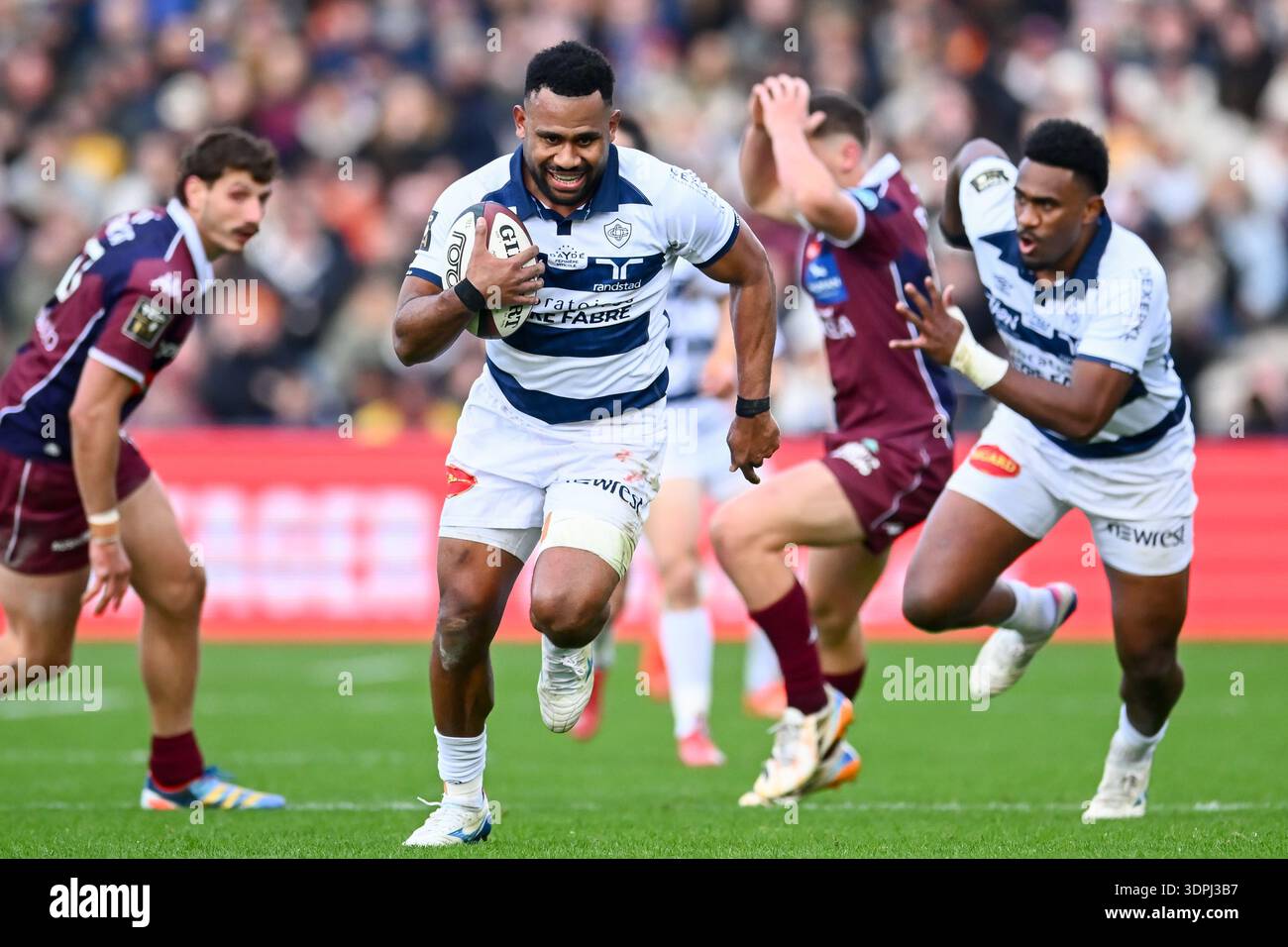 Vilimoni Botitu of Castres and Vuate Karawalevu of Castres during the ...