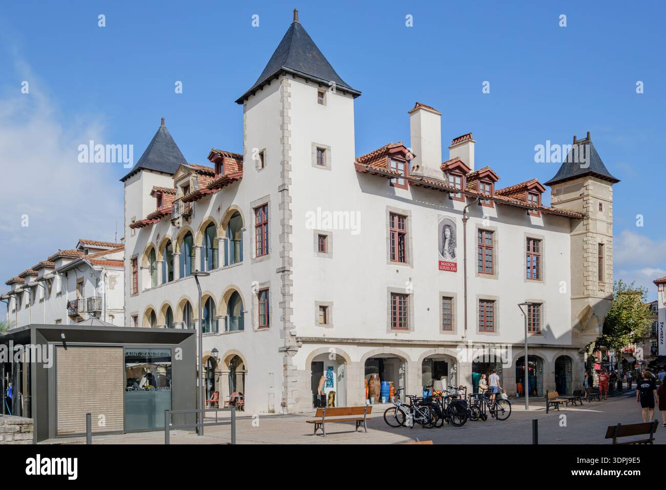 Maison Louis XIV (Lohobiague Enea), Historic Mansion In Place Louis XIV ...