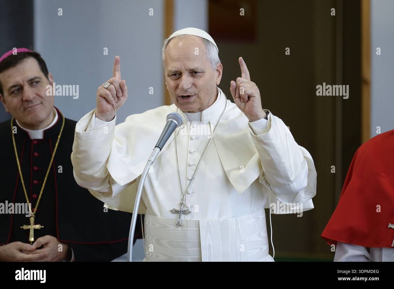 Pope Leo XIV's pastoral visit to the parish of Santa Maria Regina Pacis ...