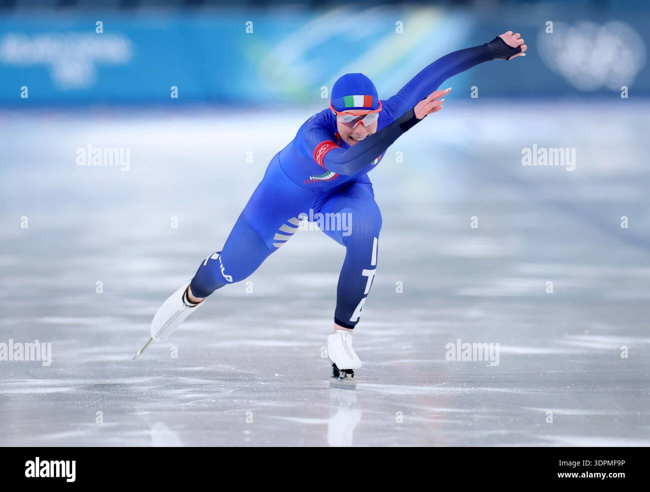 Serena PERGHER of Italy competes in the speed skating women's 500 ...