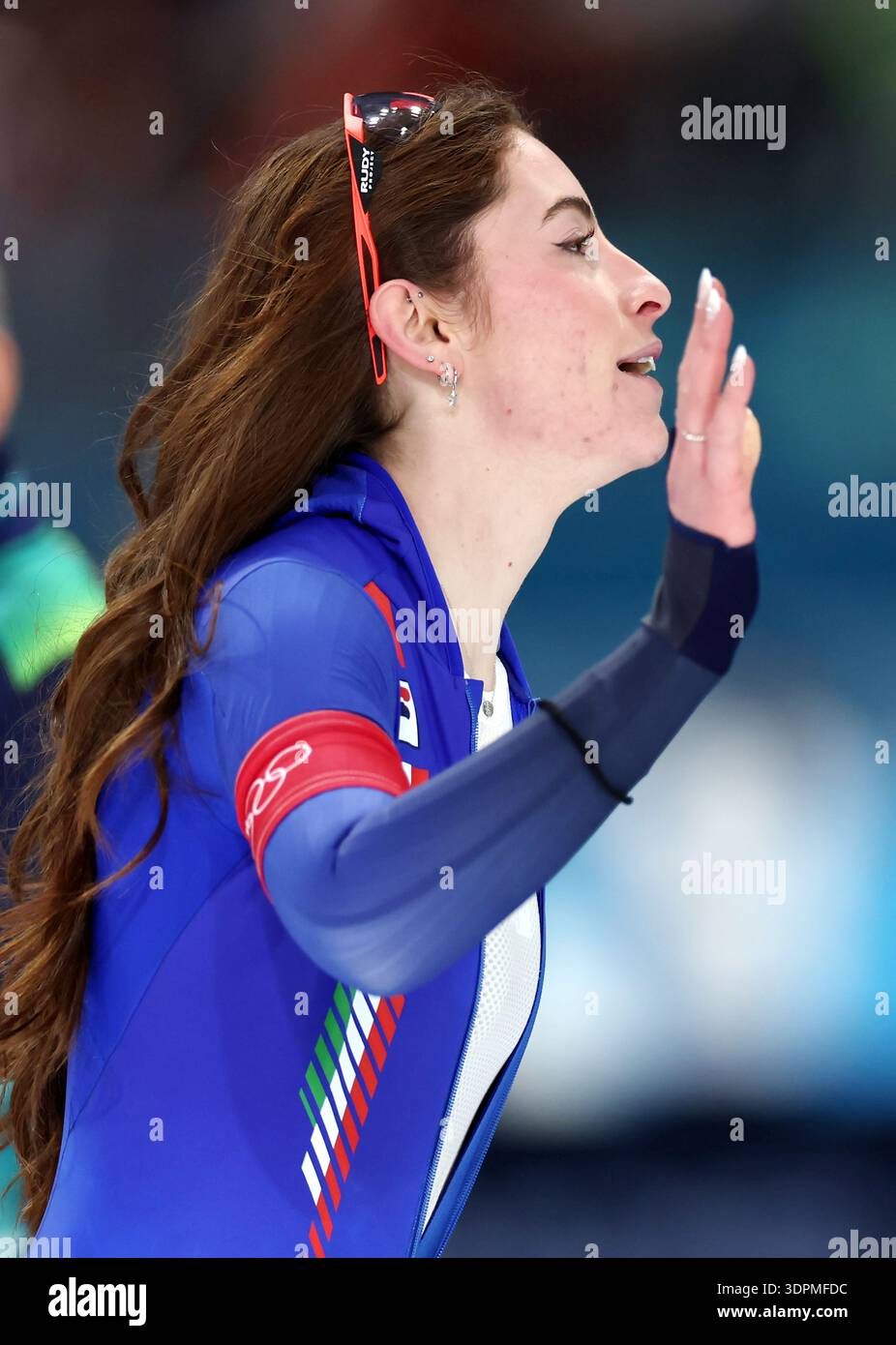 Serena PERGHER of Italy reacts after the speed skating women's 500 ...